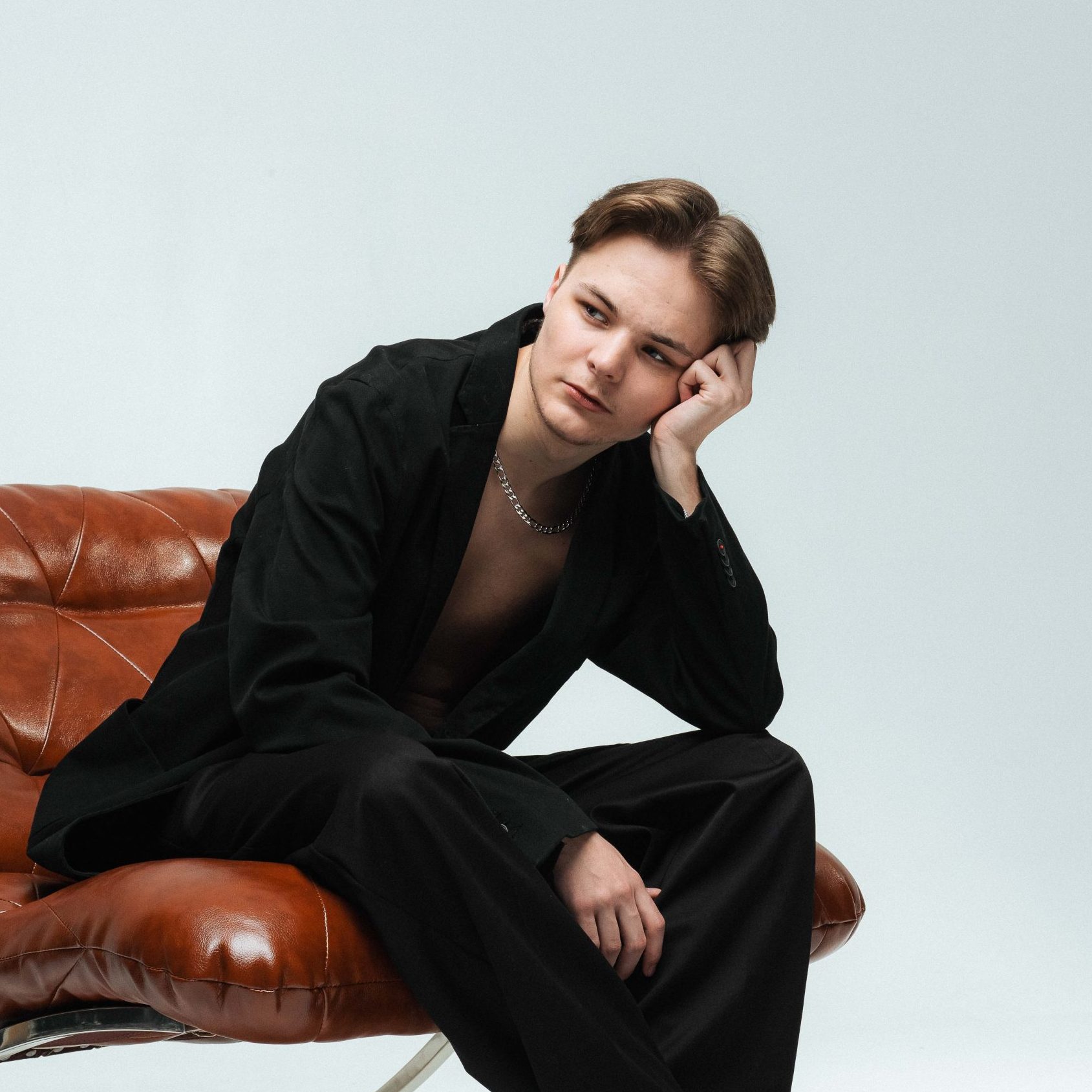 OSTY випустив перший мініальбом “Резонанс”