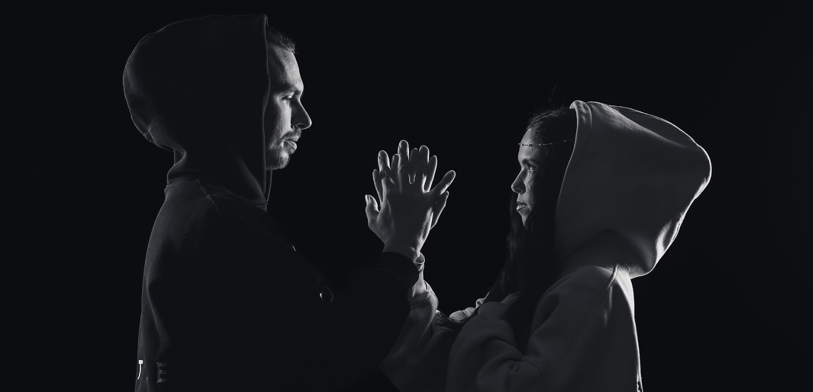 Голос нашого народу у пісні SHYMAN і Lada Sing “Дай мені”